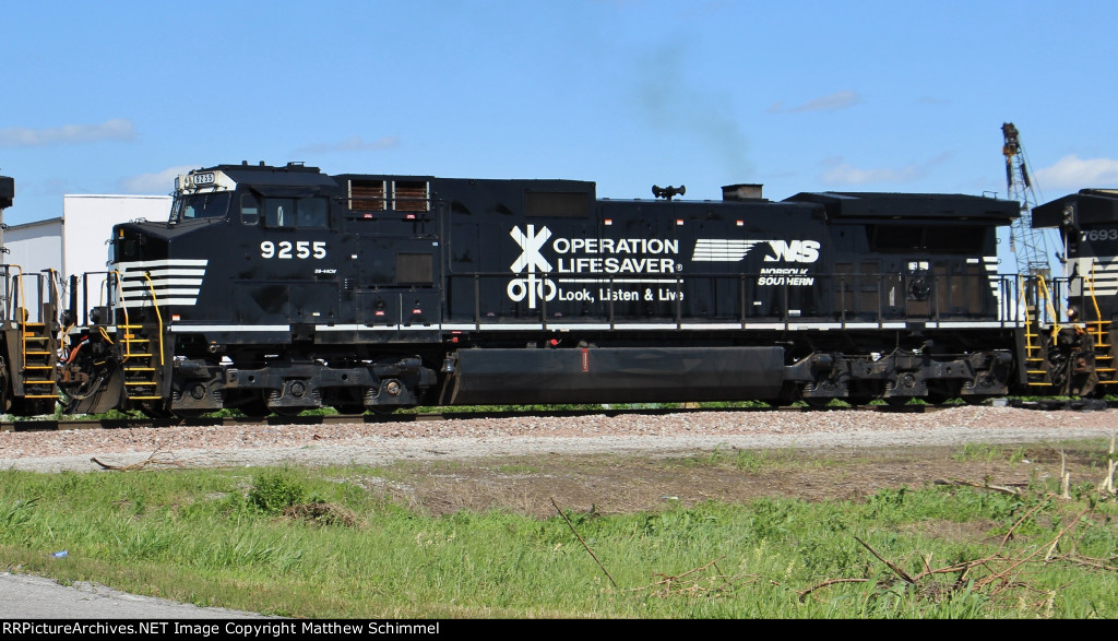 Operation Lifesaver NS Dash 9